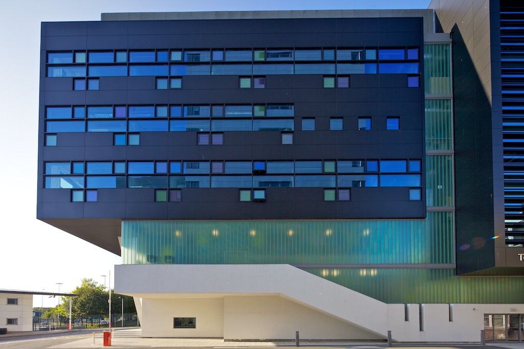 الصور | جامعة ليفربول جون موريس | Liverpool John Moores University ...